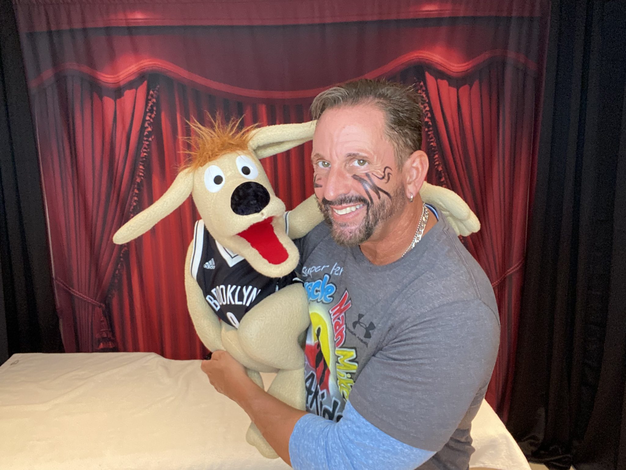 The Healthiest Show on Earth - Muscle Man Mikes Fit4Kids