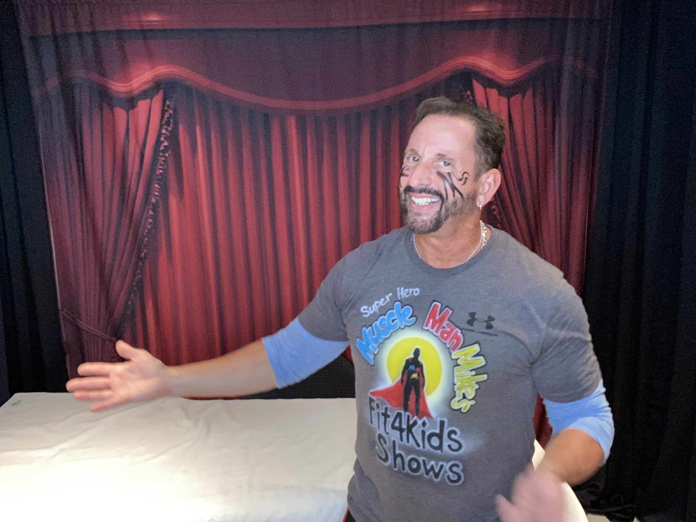 Anti Bullying Show - Muscle Man Mikes Fit4Kids